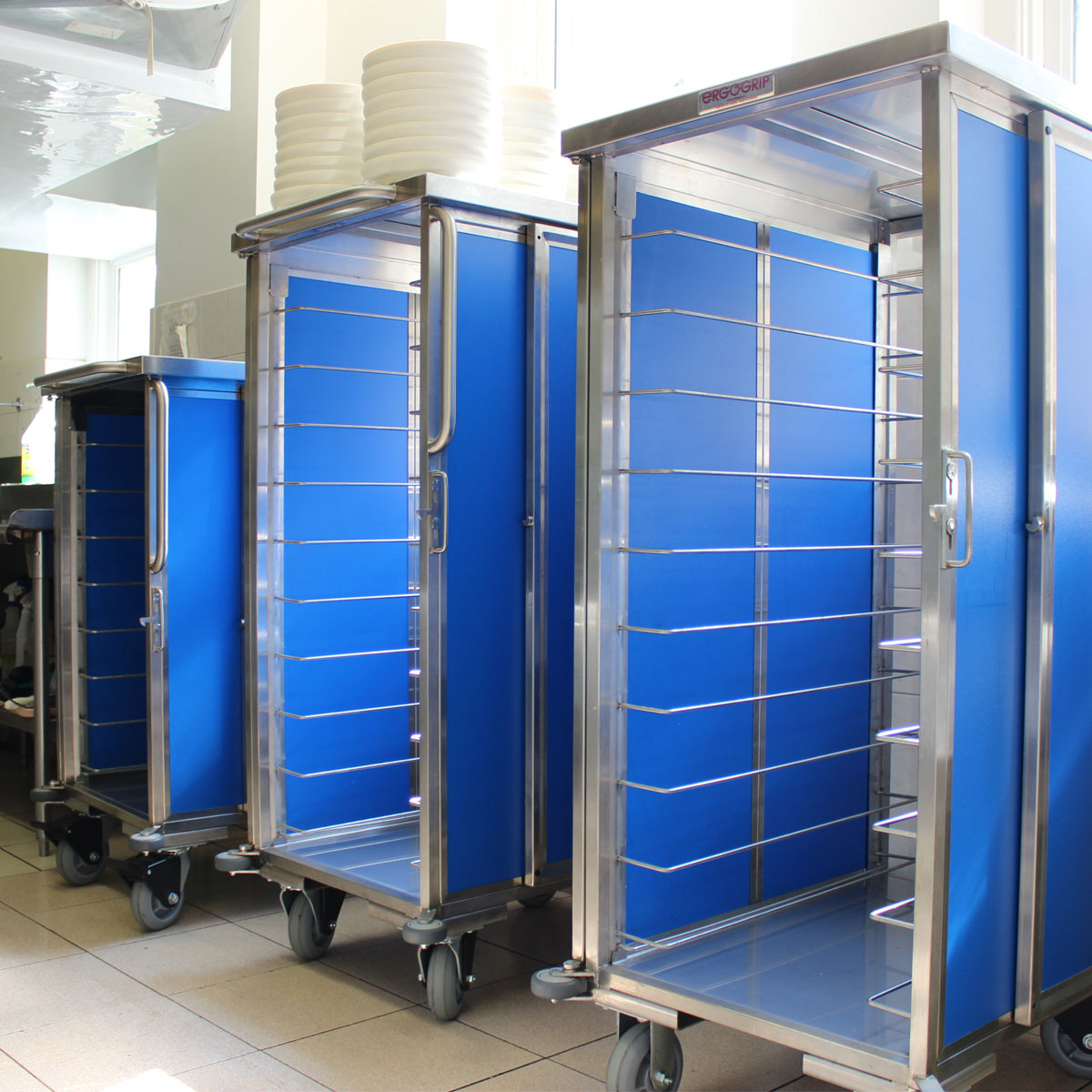 Meal Delivery Tray Cart for Hospitals and Long Term Care Homes | Canada ...